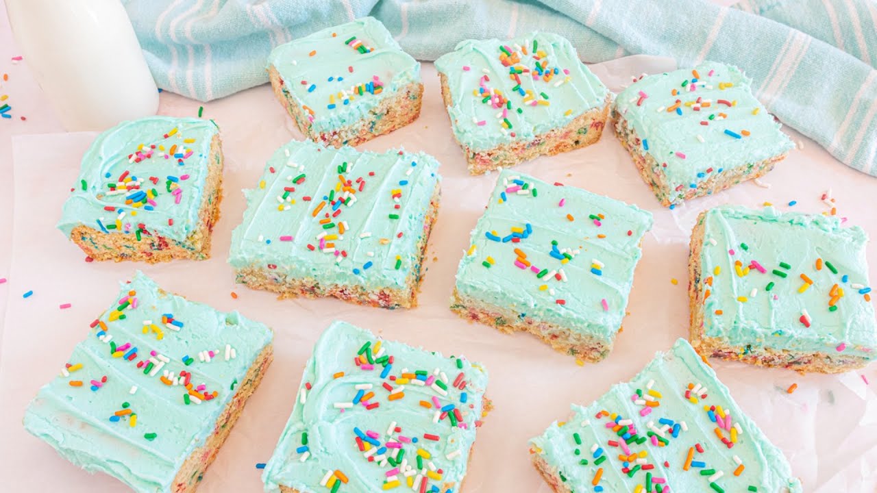 Colorful Funfetti Cookie Bars Recipe