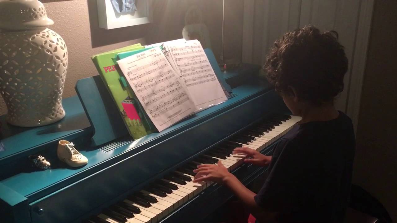 Star Wars main theme piano solo (Keveren)