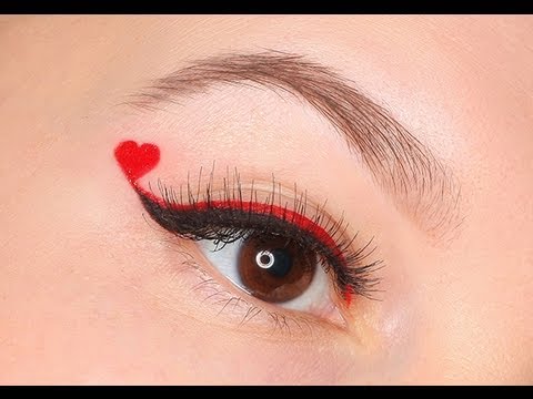 Heart Eyeliner is Our Favorite Valentine's Day Beauty Trend This Year