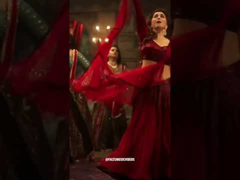 Mohini Song ft. Madhuri Dixit #whatsappstatus