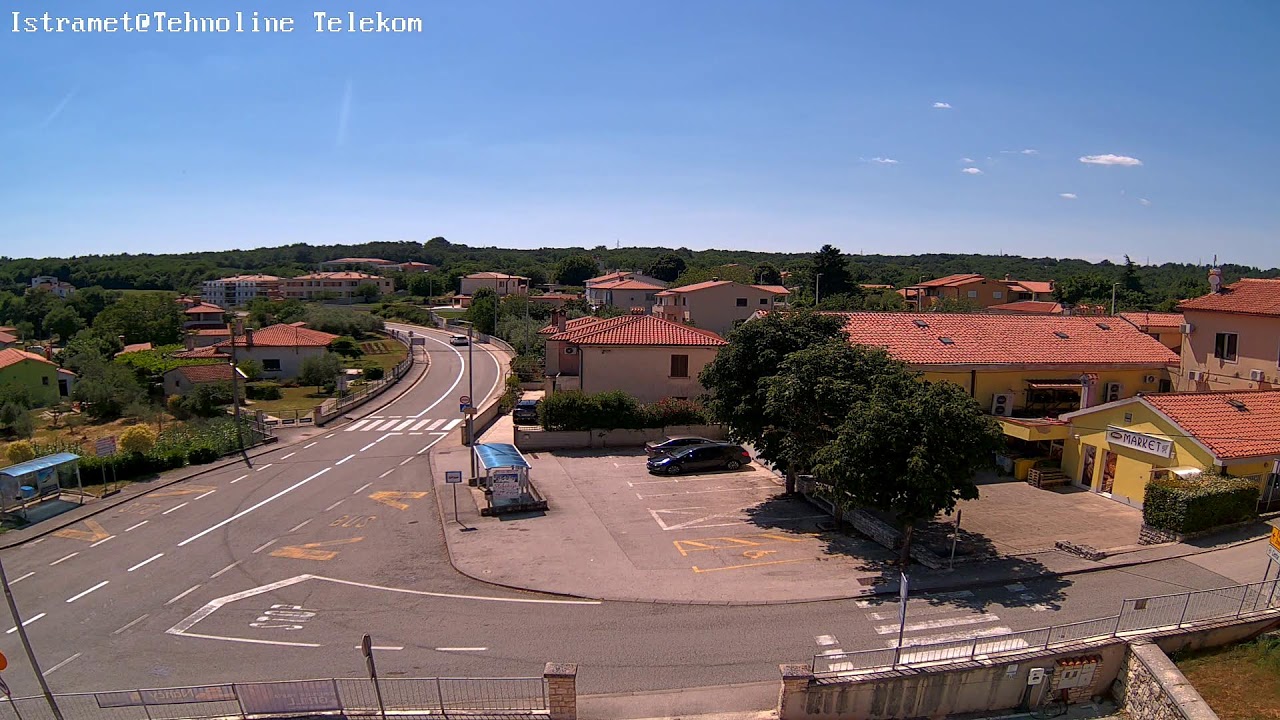 Barban Town Center Live View - Live Webcam | GeoWebcams