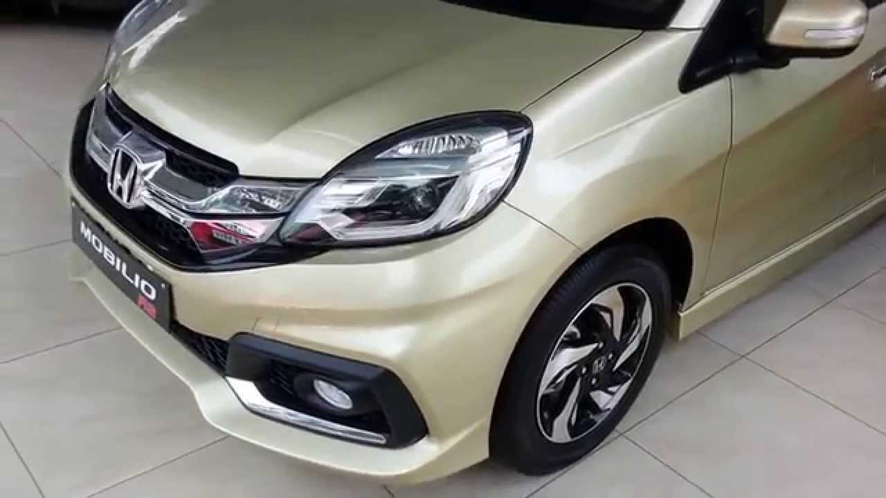Honda Mobilo Exterior and Interior 2015