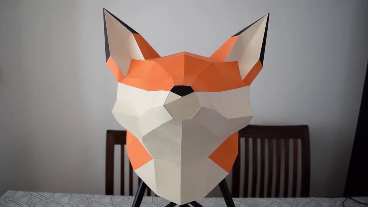 Fox papercraft timelapse