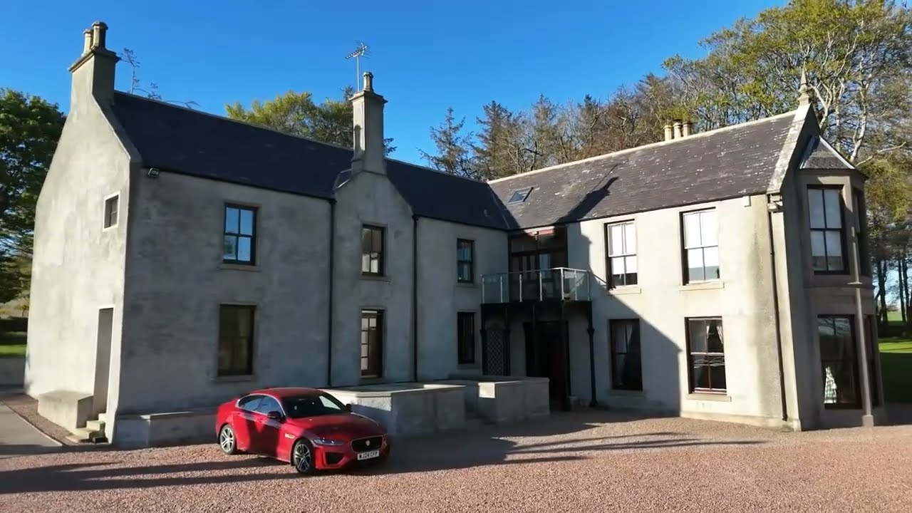 COLLEONARD HOUSE