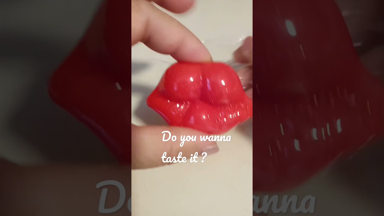 😘👄🍭My kissy Lip/ Pop#shorts #viral#kissylip