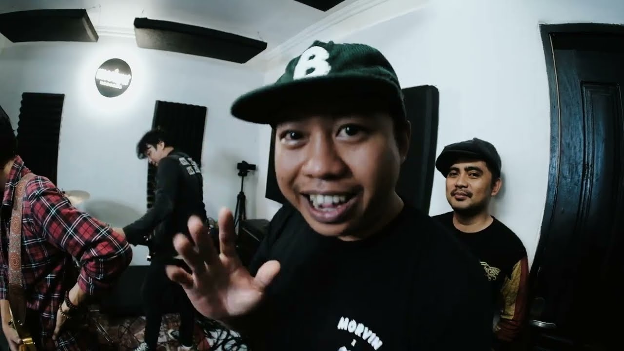 Moshpit Home Brew: One Year of Brewing Chaos