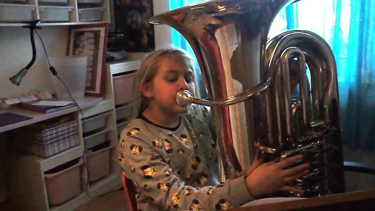 Die Tuba-Sarah 4