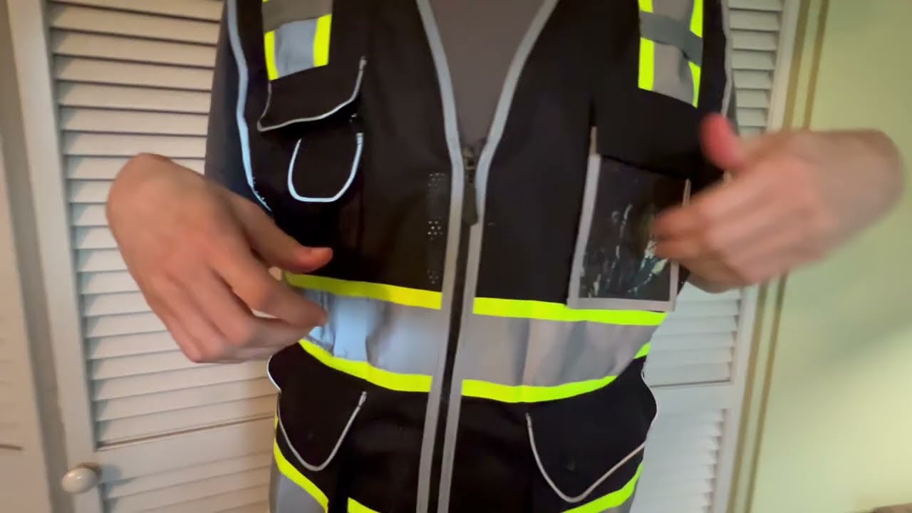 Review of 9 Pocket High Visibility Zipper Front Safety Vest  w/Reflective Strips ANSI /ISEA Standard