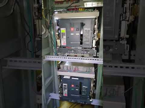 AIR CIRCUIT BREAKER TRANSFER SWITCH SCHNEIDER ELECTRIC #engineering #shorts