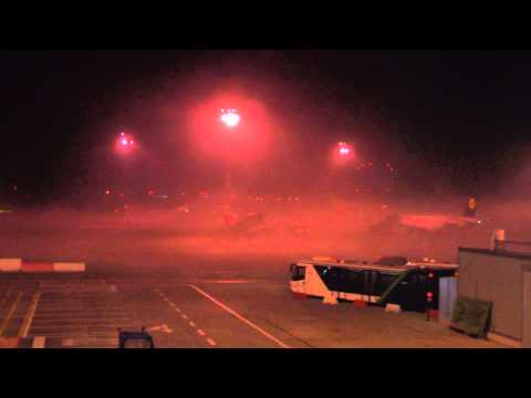 Airport Budapest - live postcard