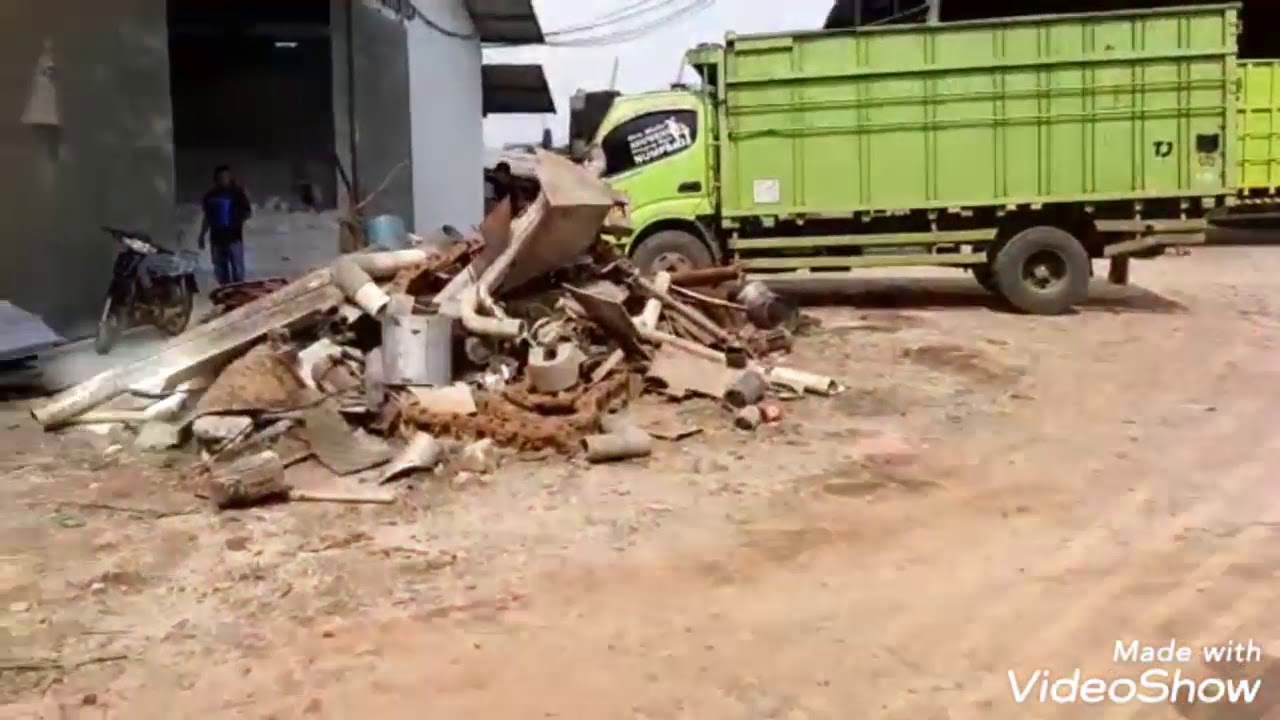 bhabinkamtibmas polsek pakuan ratu kp serupa indah kec pakuan ratu kab way kanan himbauwan