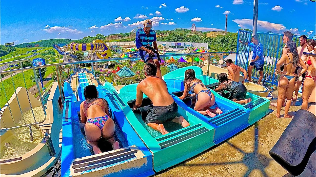 R4lly Mat Racer Waterslide at Wet’n Wild São Paulo, Brazil 