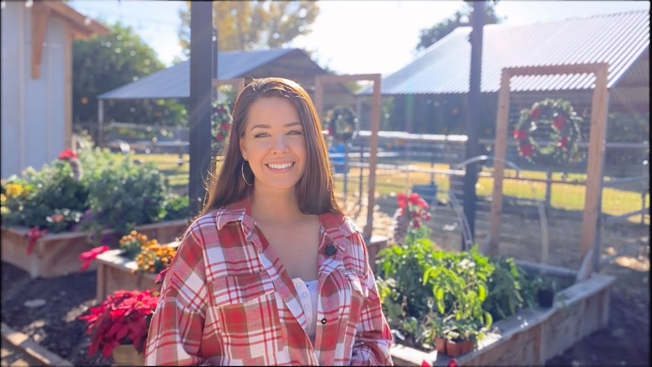 Top 10 Gardening Tools I Can’t Live Without for Raised Garden Beds