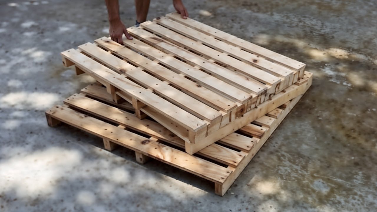 BEST DIY Pallet Wood Projects & Ideas (Easy Old Pallet Woodworking for Beginners!)