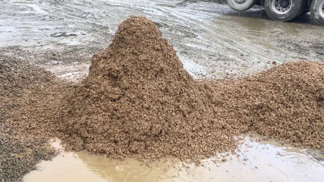 Screening Dirty Limestone