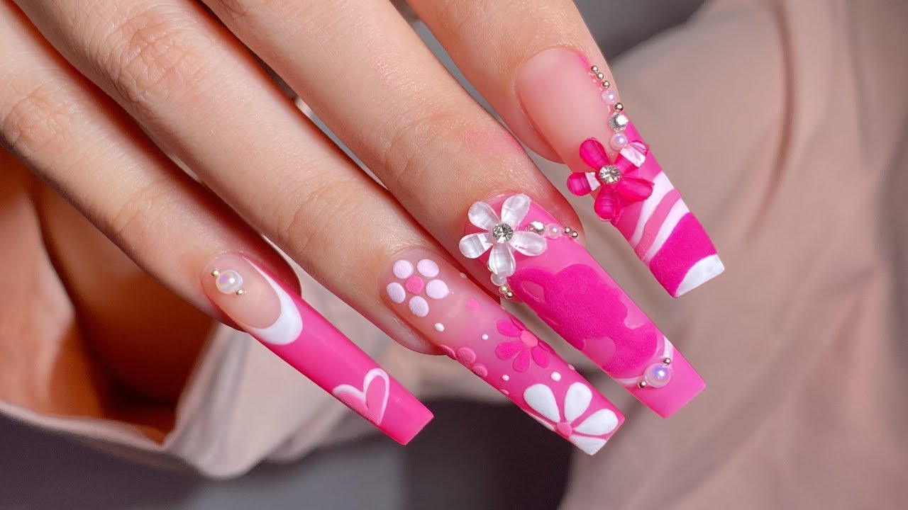 Adorable & Easy Barbie Nail Design Tutorial - Best Barbie Nail Tutorial #barbie #barbienails