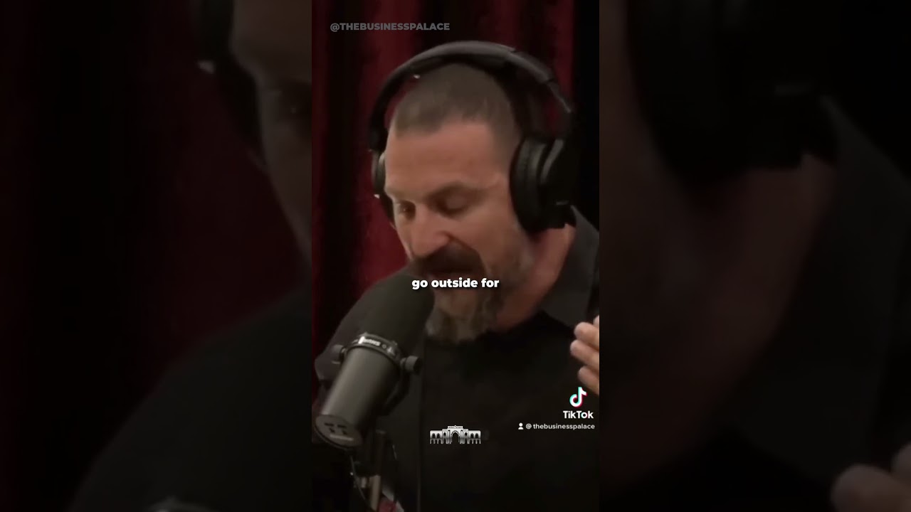 How to get amazing deep sleep with Joe Rogan and Andrew Huberman