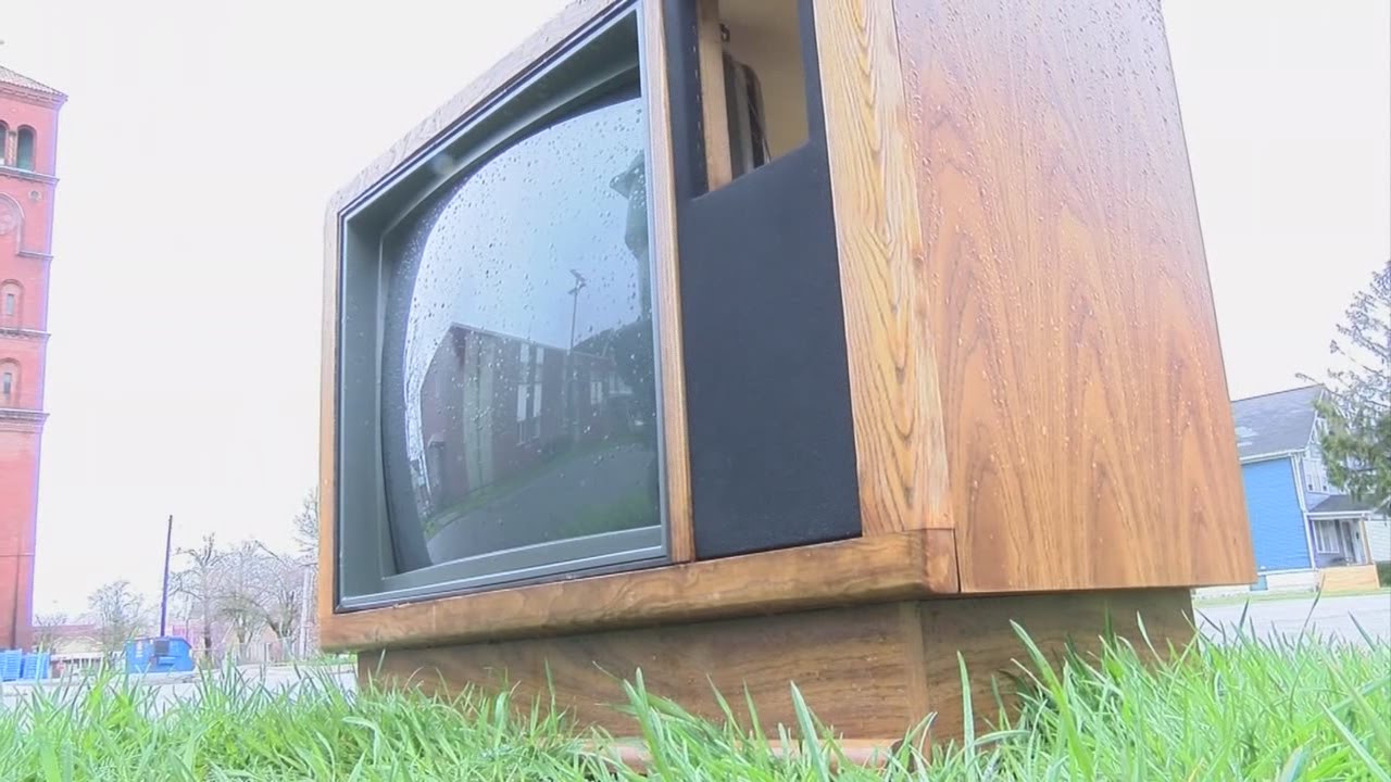Old TVs are causing toxic problems for recycling programs