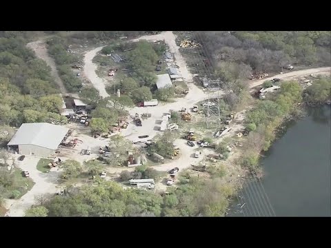 2 dead after explosion in southeast San Antonio, officials say