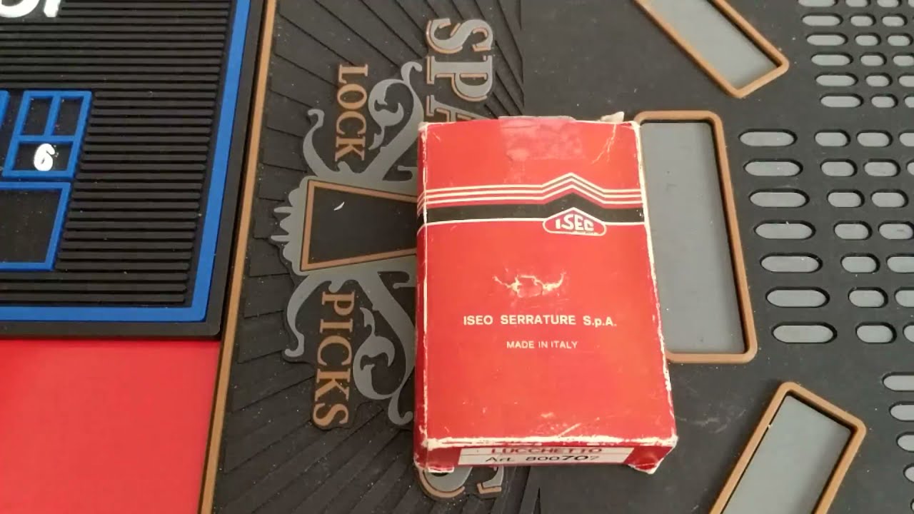 ∅ Picks ISEO 70mm Brass Padlock (114)