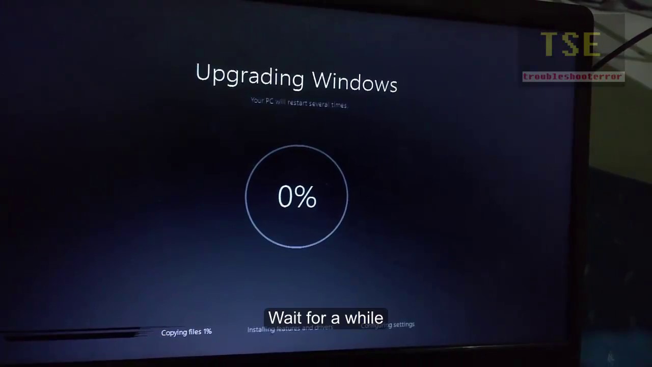 How to upgrade to Windows 10 pro without format or deleting files