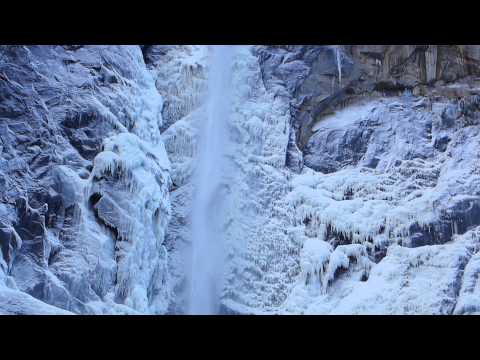 Bridalveil Fall - Yosemite