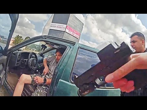 Houston Police Officers Shoot Suspect Who Reached For Gun