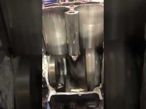 piston TDC to BDC working and all four stroke eingine piston working every engine piston liner work