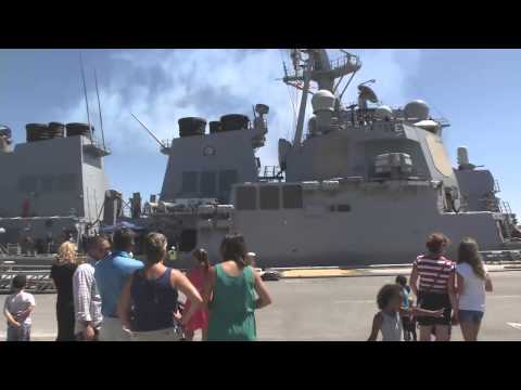 USS Ross Returns to Rota as USS Donald Cook Departs: July 22, 2015