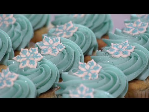 Nadia Cakes Creates Maple Grove Ice Castles in Cupcake Form