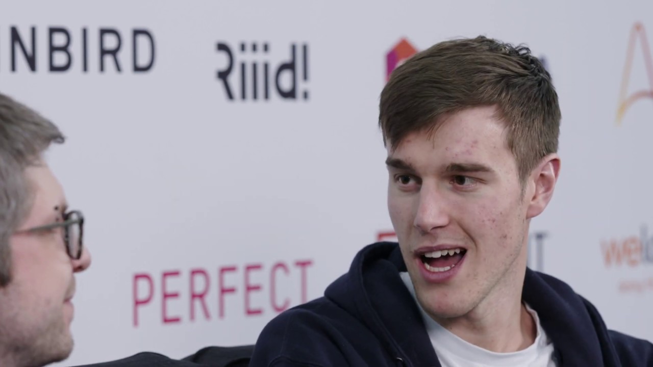 Experts in AI: A deep dive into speech recognition