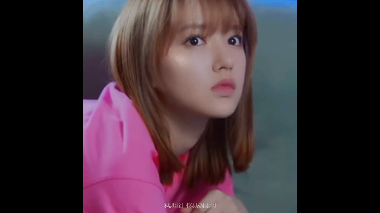 When he suddenly touches you 😳 #cdrama #fallingintoyoursmile #fypシ゚viral #jen #zen #shorts #yt