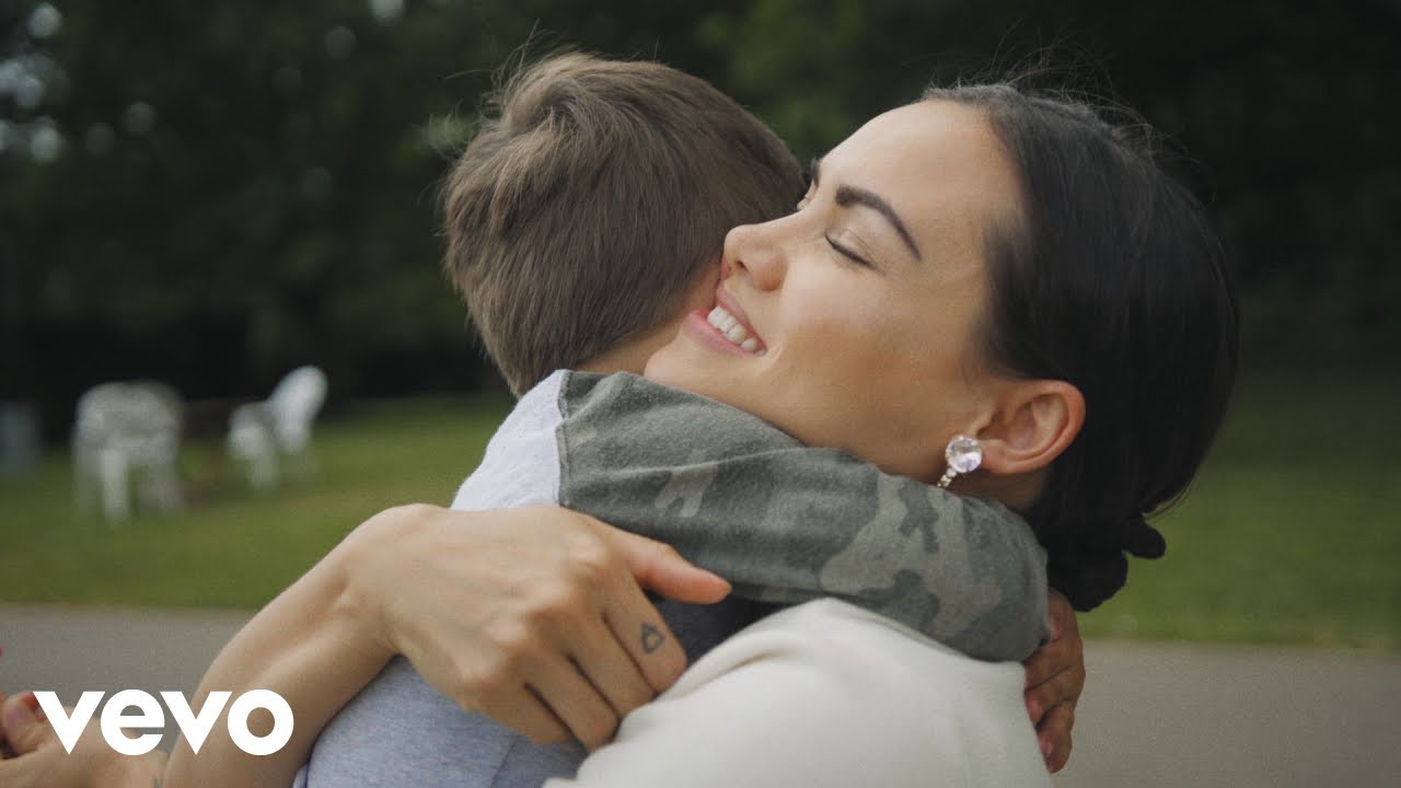 Sinead Harnett - Leo Bear