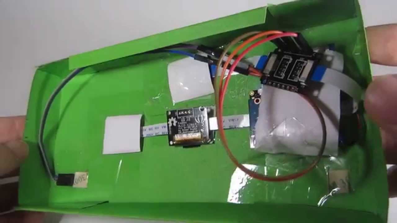 Game made of Intel Edison and Seeed Xadow Wearable Kit