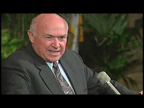Pastor Chuck Smith - Philippians 3