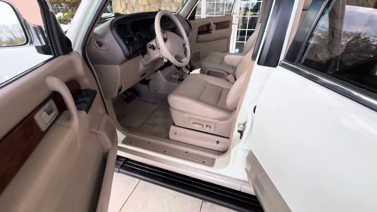 2000 Isuzu Trooper Walk Around