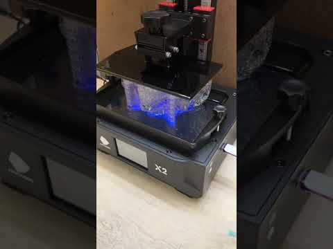 Timelapse of onimask #3 with clear liquid resin printed on my @ANYCUBIC3D Photon Mono X2