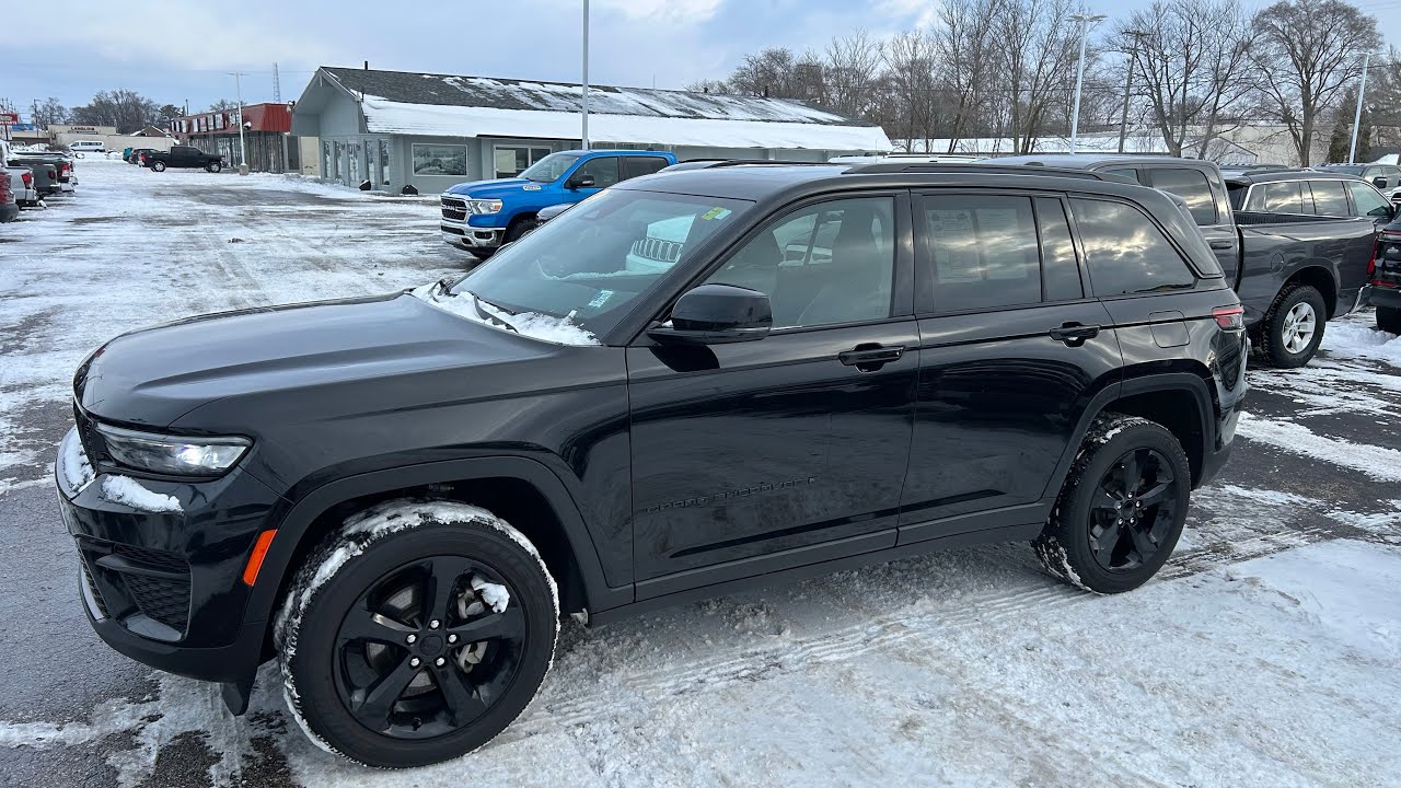 2022 Jeep Grand Cherokee Altitude 4x4