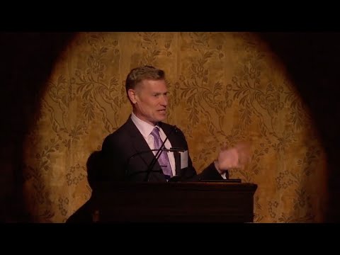 Carl Stahmer: "Archive-Vision: Using Content Based Image Recognition To Build..."