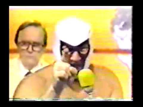 GCW - Buzz Sawyer vs Mr Wrestling II / Masked Superstar Destroys II's Robe