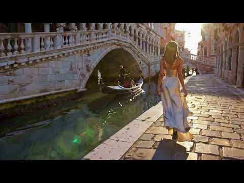 OpenAI Sora - Venetian Elegance at Sunset