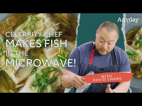 Watch Celebrity Chef David Chang Cook FISH in the Microwave (that Doesn't SMELL)!
