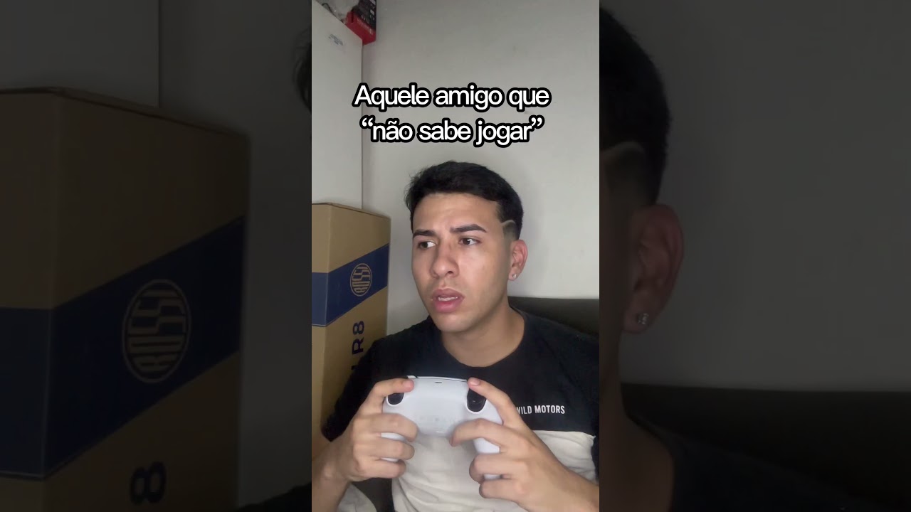 O AMIGO QUE DIZ “NÃO SEI JOGAR” 🤣 #shorts #humor