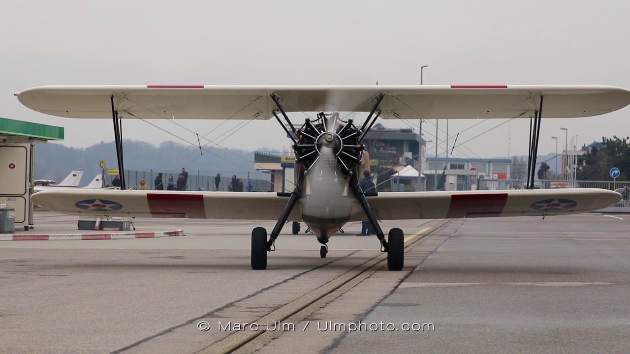 START UP Boeing A 75N1 Stearman