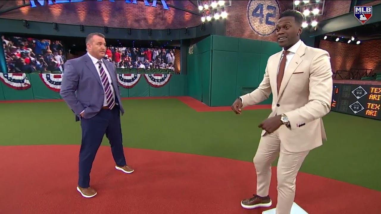 Correct Way to Steal a Base | Studio 42 Demo