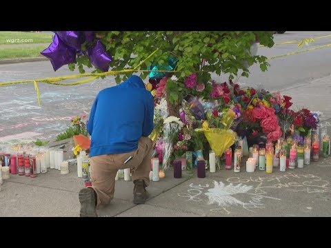 Western New Yorkers Pay Their Respects