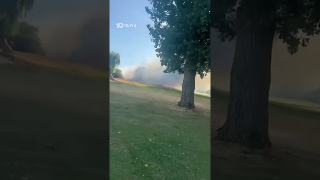 Small Plane Crashes At London Southend Airport After Takeoff | 10 News