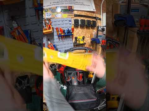 Electrician Shorts⚡️ - Milwaukee Packout 38cm Tote Tool Bag loadout #milwaukeepackout