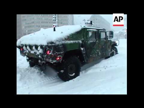 A blizzard battered the Mid-Atlantic region Saturday, with emergency crews struggling to keep pace w