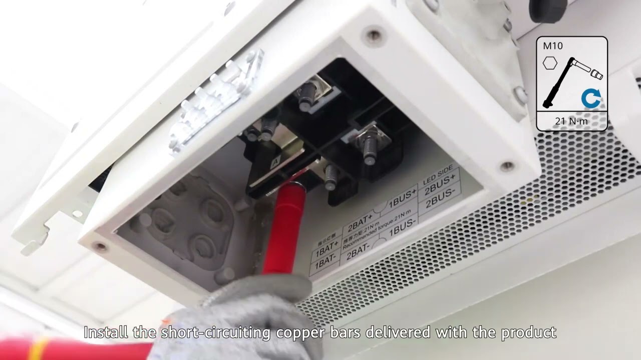 02 Installing a Rack Controller